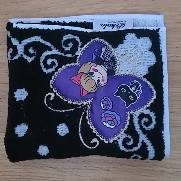 Anna Sui | Accessories | Limited Edition Anna Sui X Pekola ...